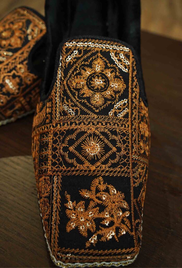 Men's Khussas: Embrace Comfort and Elegance in Every Step